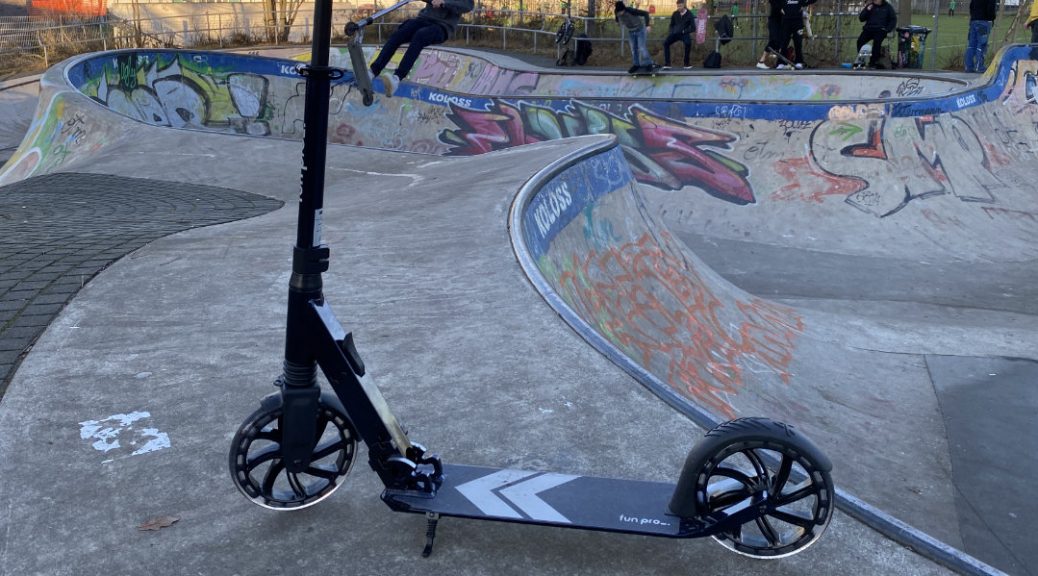 fun pro FIVE - Roller im Test - Scooter mit Licht für Kinder und ...